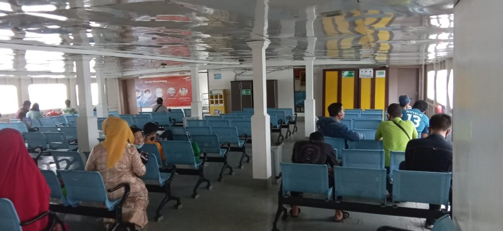 Penumpang Feri Balikpapan-Penajam Turun 30 Persen